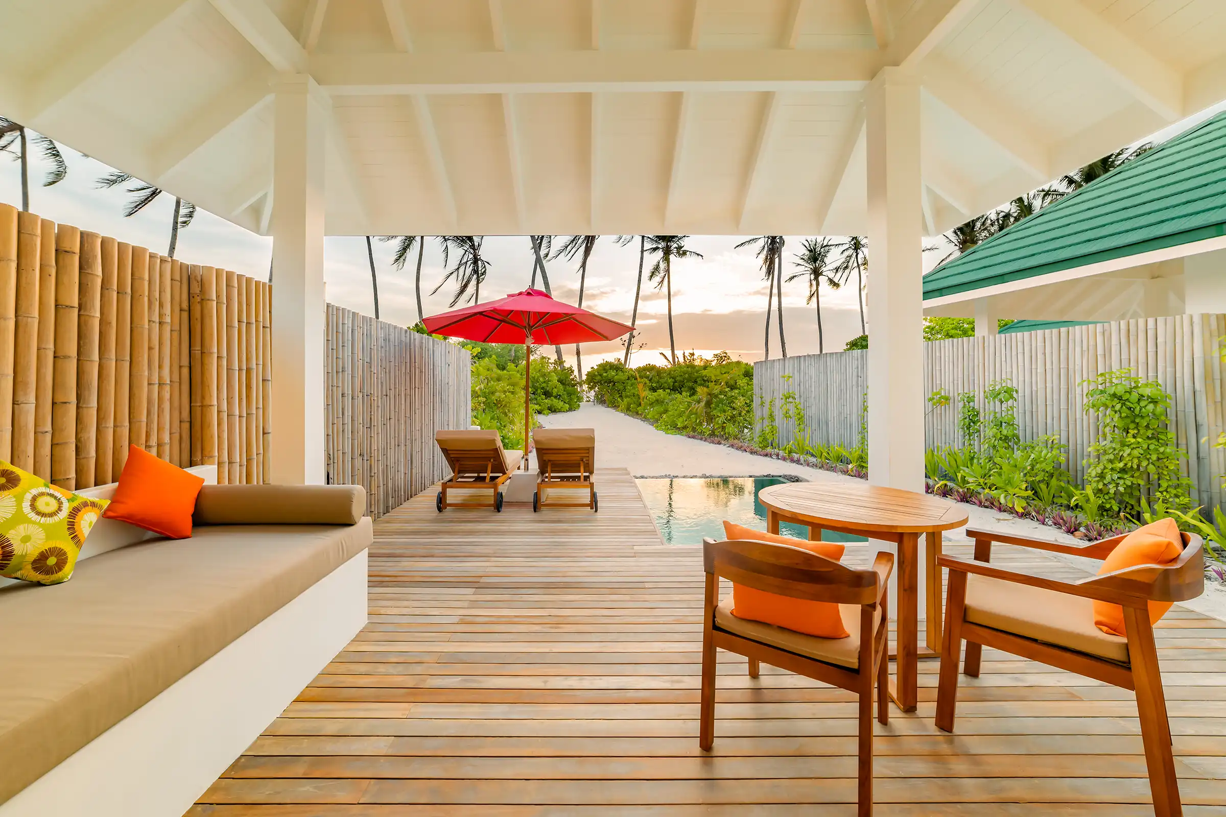 Sunset Pool Beach Villa - Dusk Poetry Seaside Sanctuary - Siyam World ...